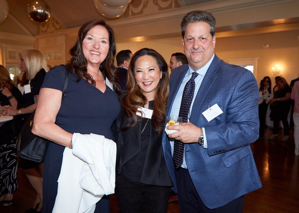 Houlihan Lawrence Top 200 Real Estate Agents - Fairfield County Look