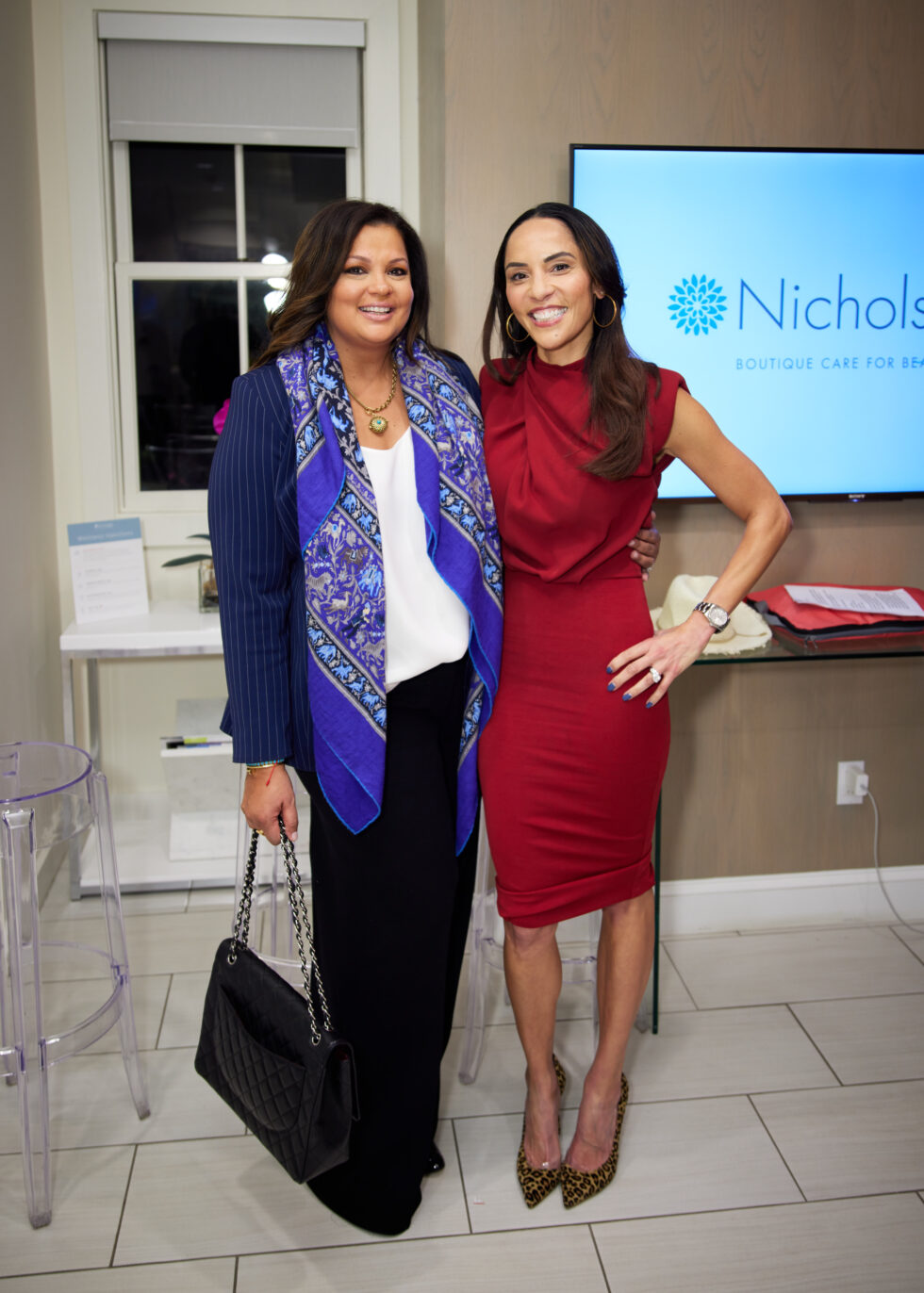 Red Carpet Ready Travel Panel - Fairfield County Look