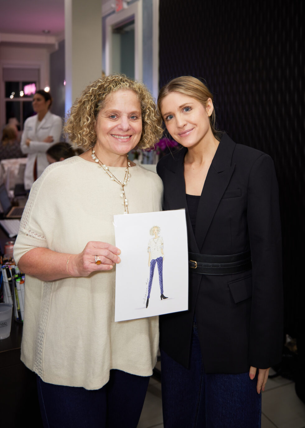 Red Carpet Ready Travel Panel - Fairfield County Look