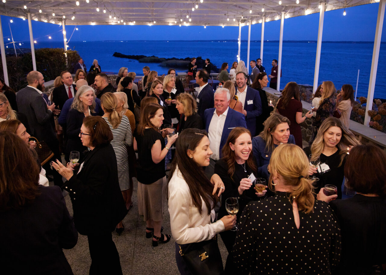 Houlihan Lawrence Top Brokers 2024 - Fairfield County Look